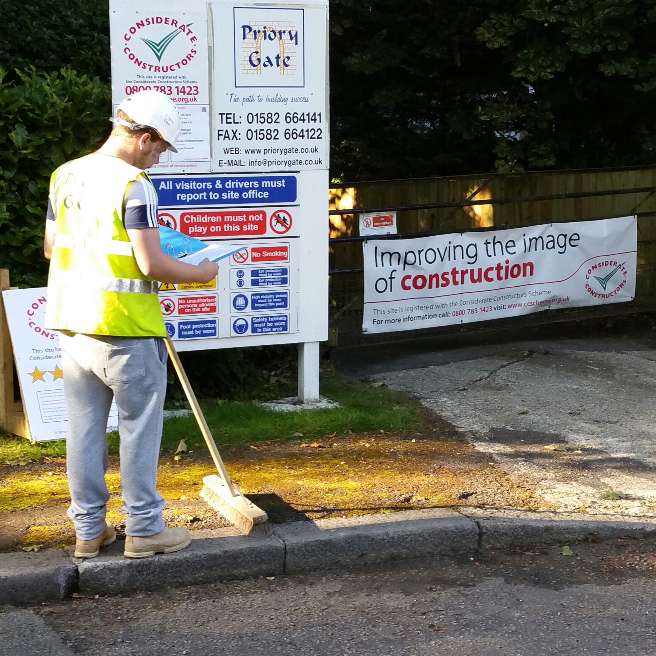 » Exterior signage Best Practice Hub